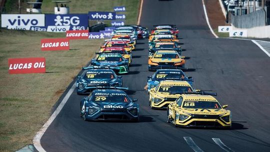 Cronograma para inauguração da pista do Autódromo Internacional de MT ...